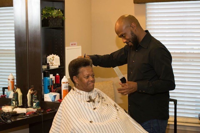 Howard University Alumni Club of Atlanta hosts Senior Day of Pampering ...